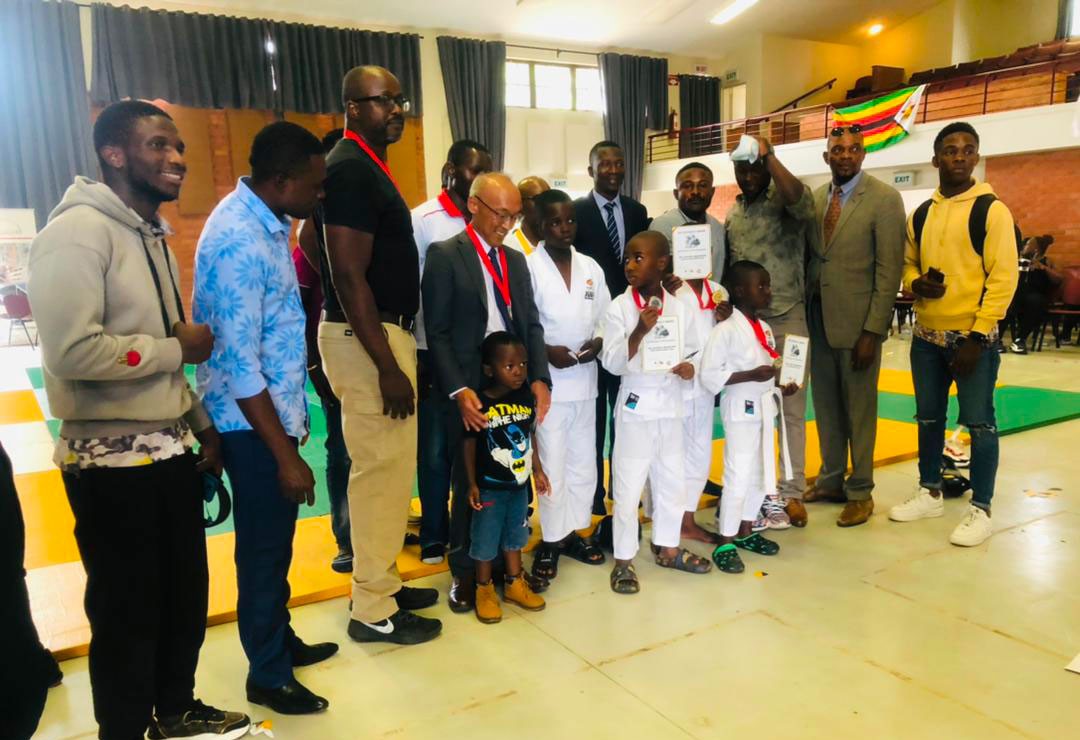 Judo for Peace in Zimbabwe / IJF.org