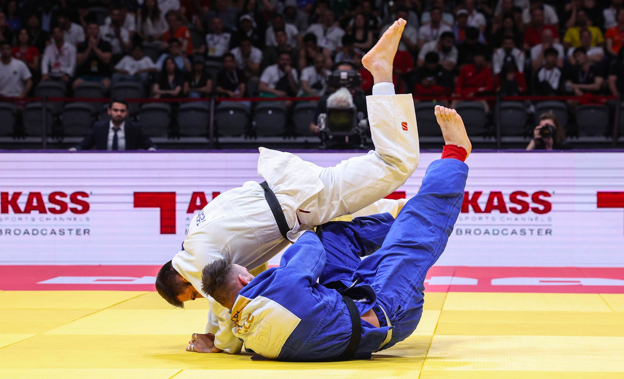 -100kg: Adamian Fulfils His Potential / IJF.org