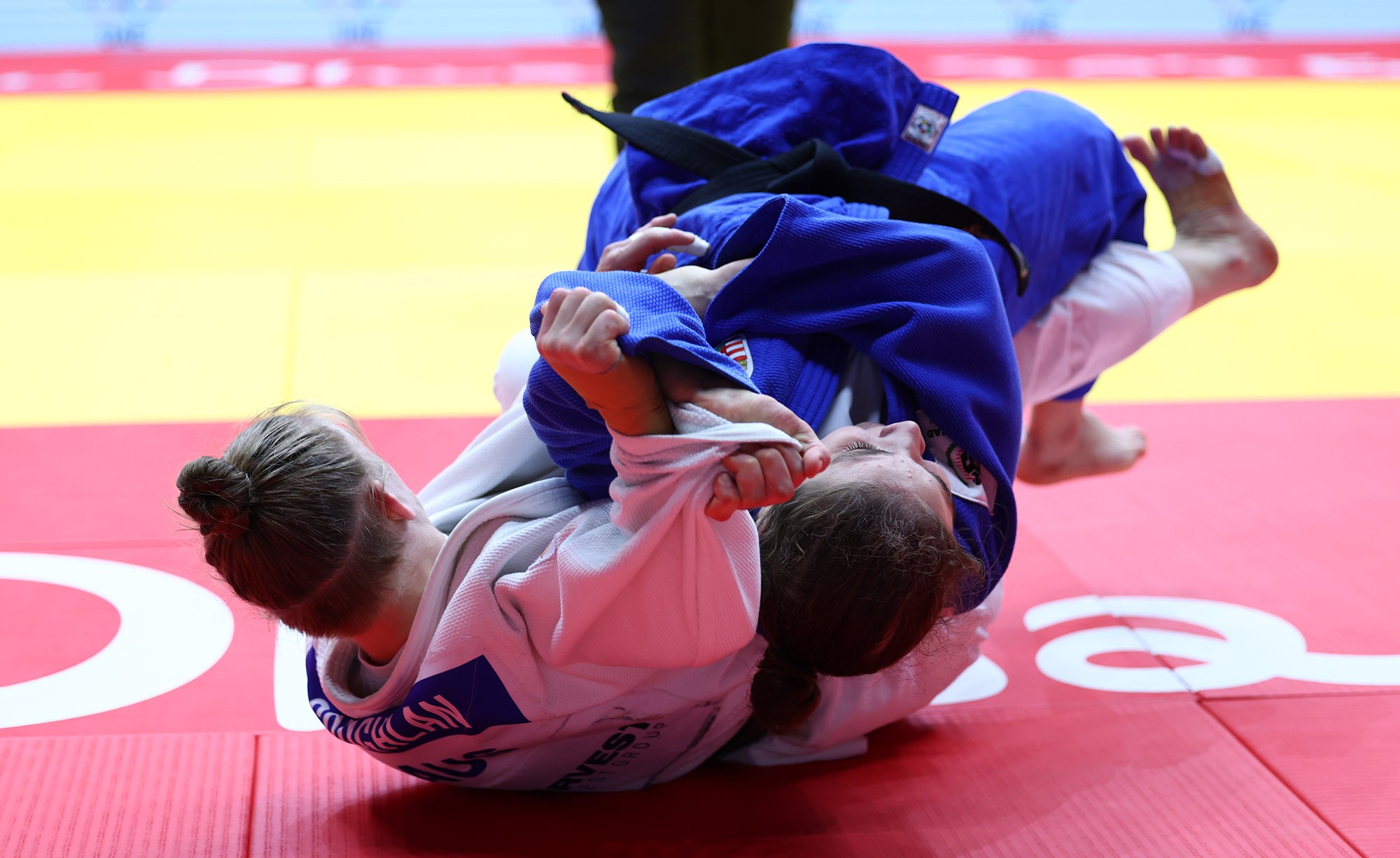 -70 kg: Szofi Ozbas Secures Gold with Authority / IJF.org